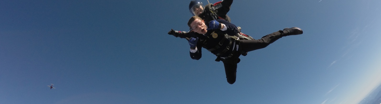 Skydive Oregon's Amazing Tandem Jumps | Oregon's Mt. Hood Territory